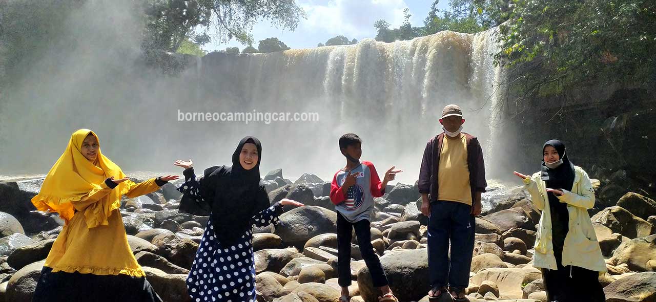 Klub Jenius Pontianak - Camping di Air Terjun Riam Parangek