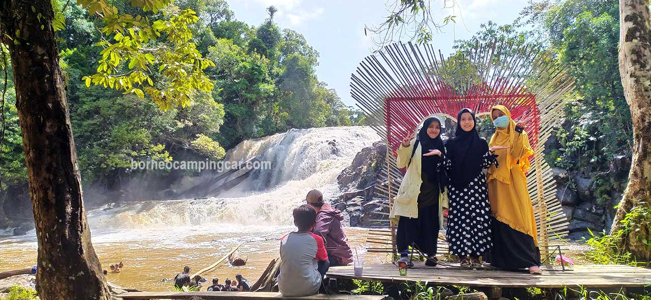 Klub Jenius Pontianak - Camping di Air Terjun Riam Parangek