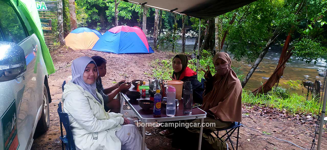Klub Jenius Pontianak - Camping di Air Terjun Riam Parangek